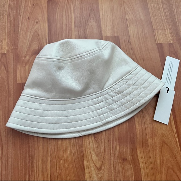 Babaton | Accessories | Babaton Sandra Bucket Hat | Poshmark